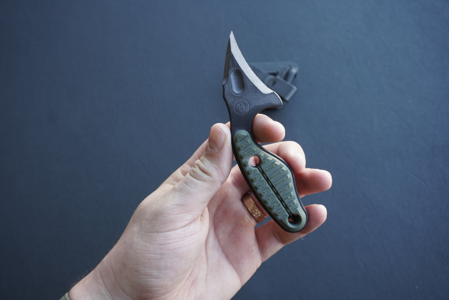 G10 FANG – DULL BOY BLADES